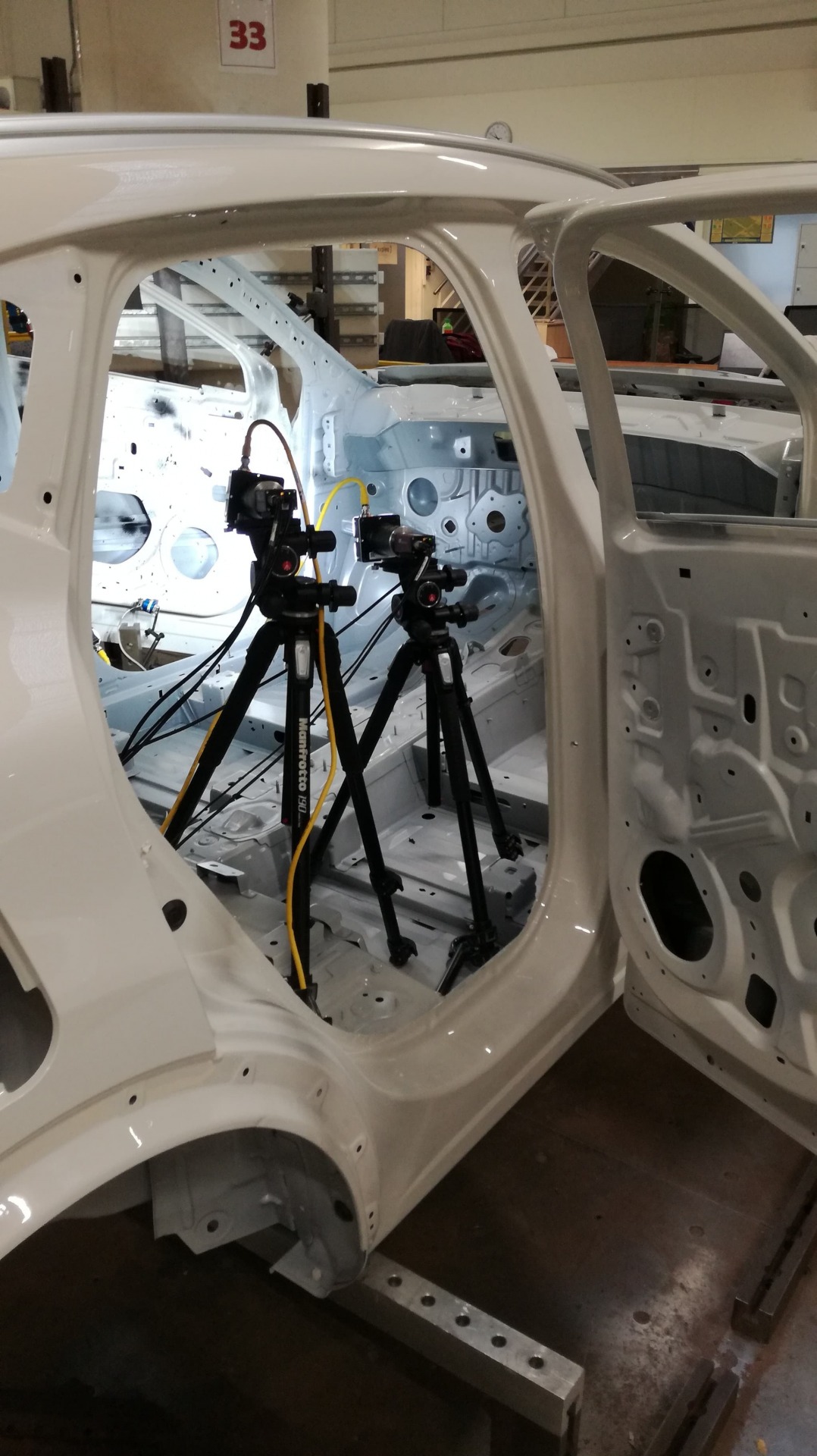 Digital Image Correlation For Automotive | EikoSim